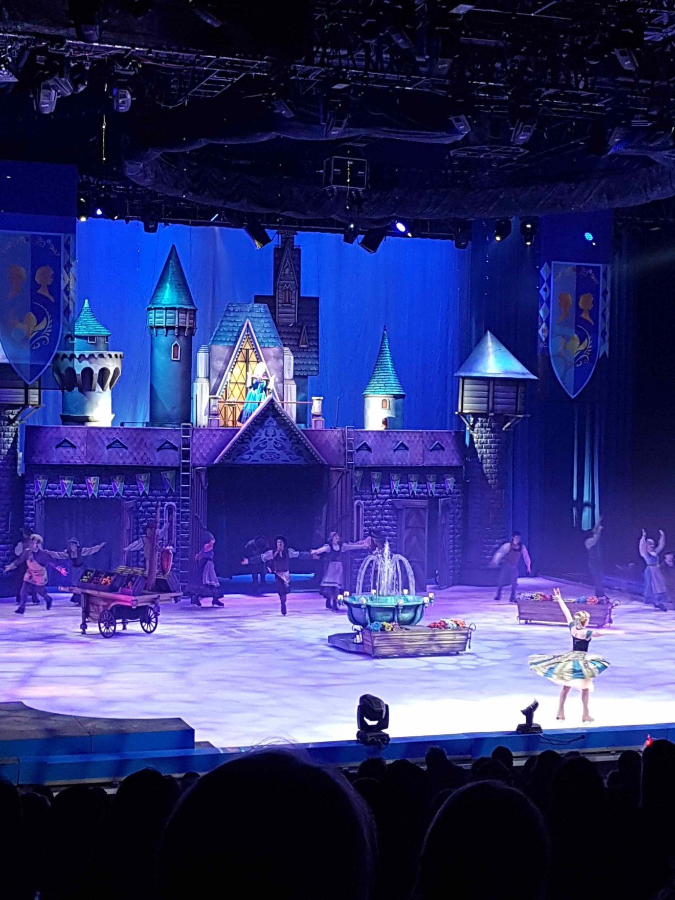 Disney sur glace: la magie éternelle(spectacle) ⋆ Maman jusqu'au bout ... Disney sur glace: la magie éternelle(spectacle) ⋆ Maman jusqu'au bout ...